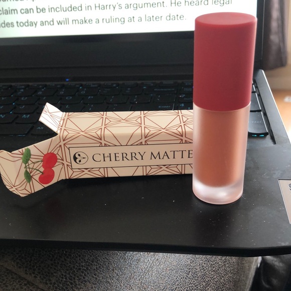 Hank & Henry | Makeup | Hank Henry Cherry Mattes Liquid Mousse Matte ...